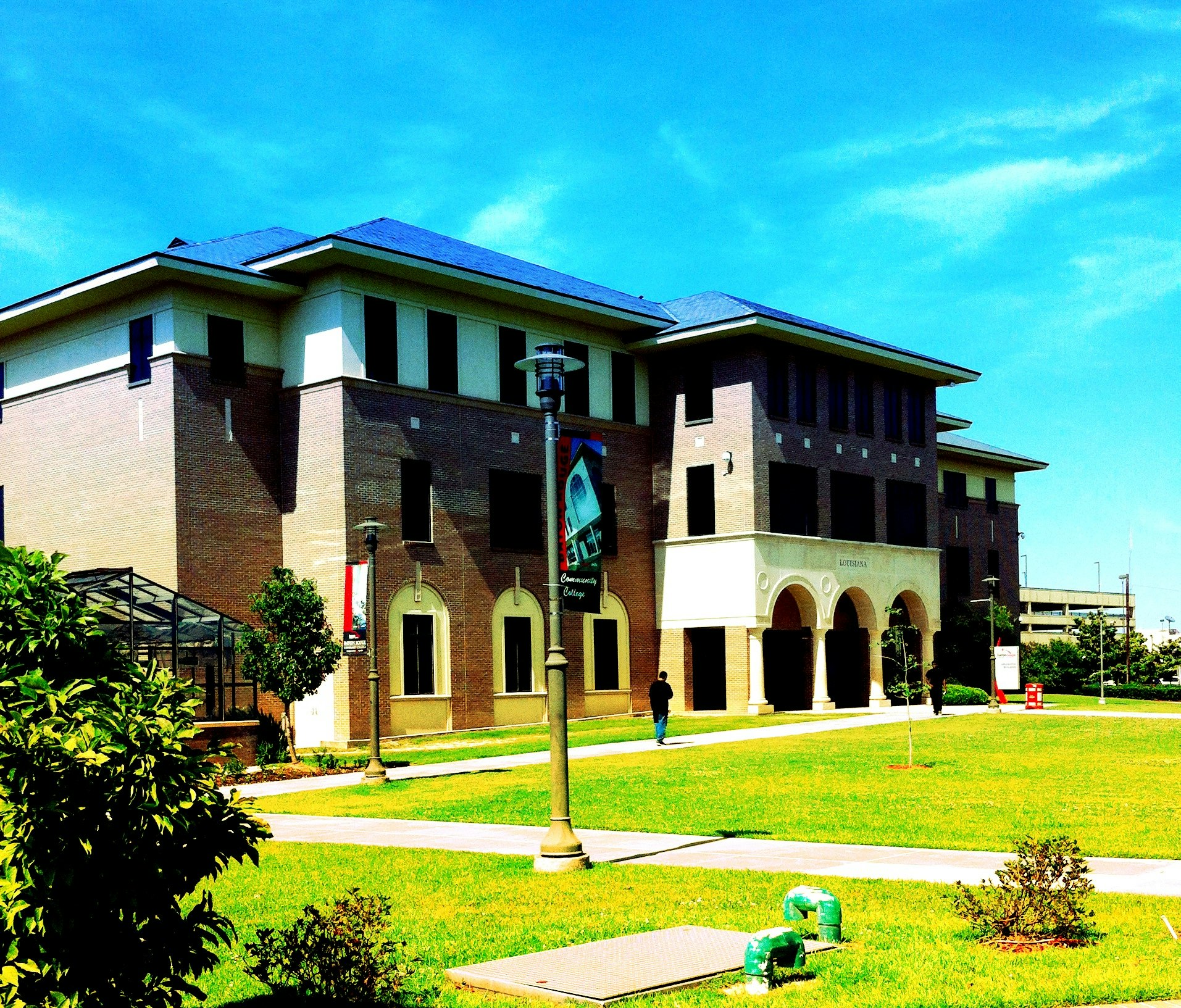 Community Colleges in Bayou Vista, Louisiana and Colleges near Bayou Vista