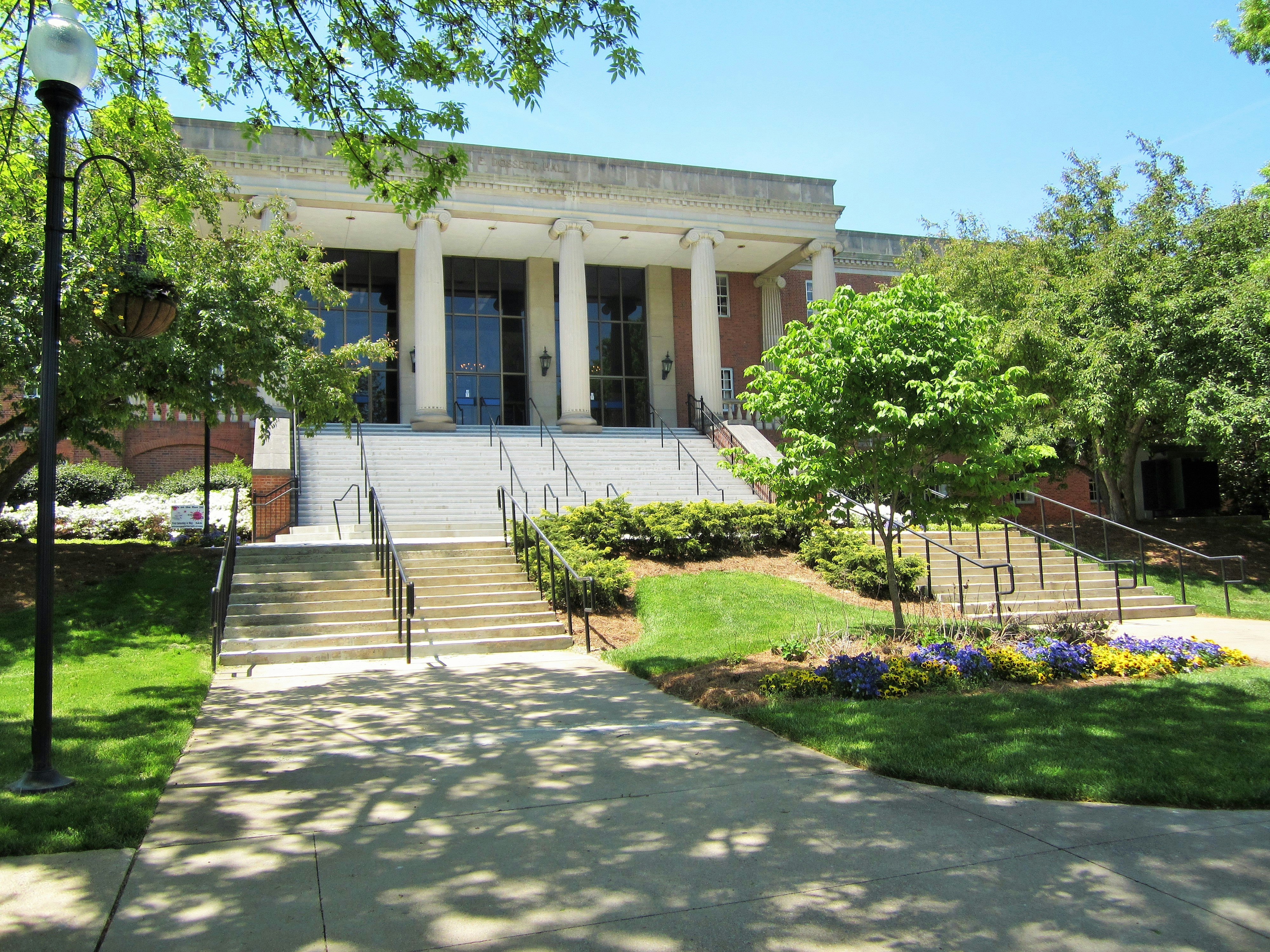 Colleges in Banner Hill, Tennessee and Colleges near Banner Hill