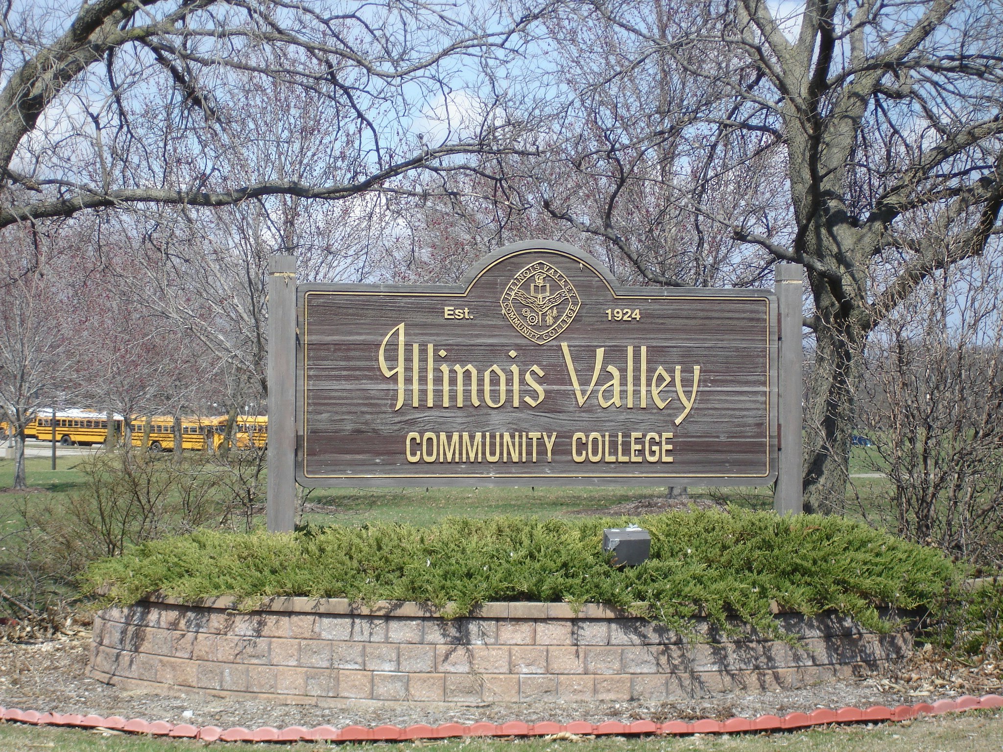 Community Colleges in St. Olaf, Iowa and Colleges near St. Olaf