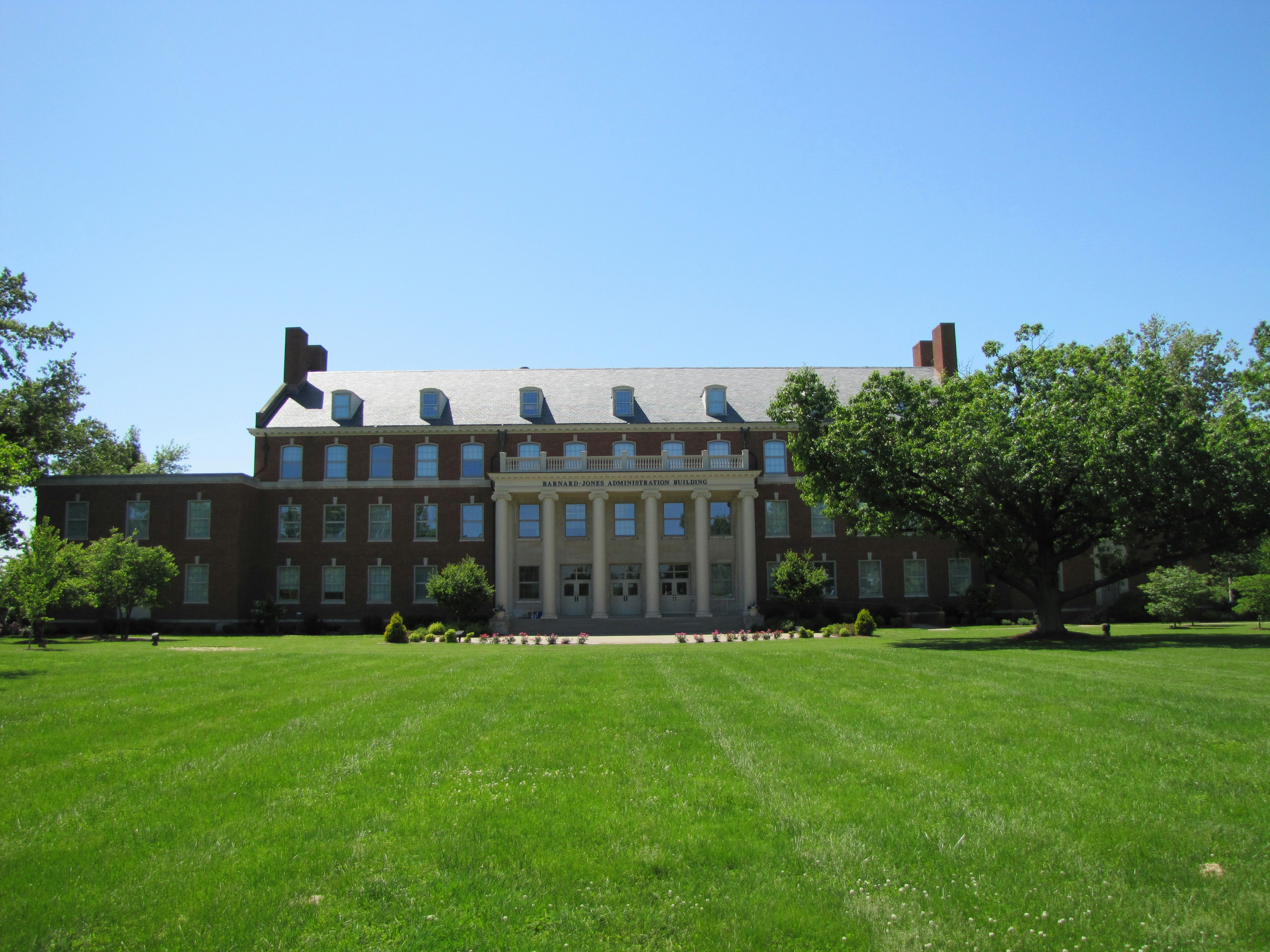 Colleges in Beech Grove, Kentucky and Colleges near Beech Grove