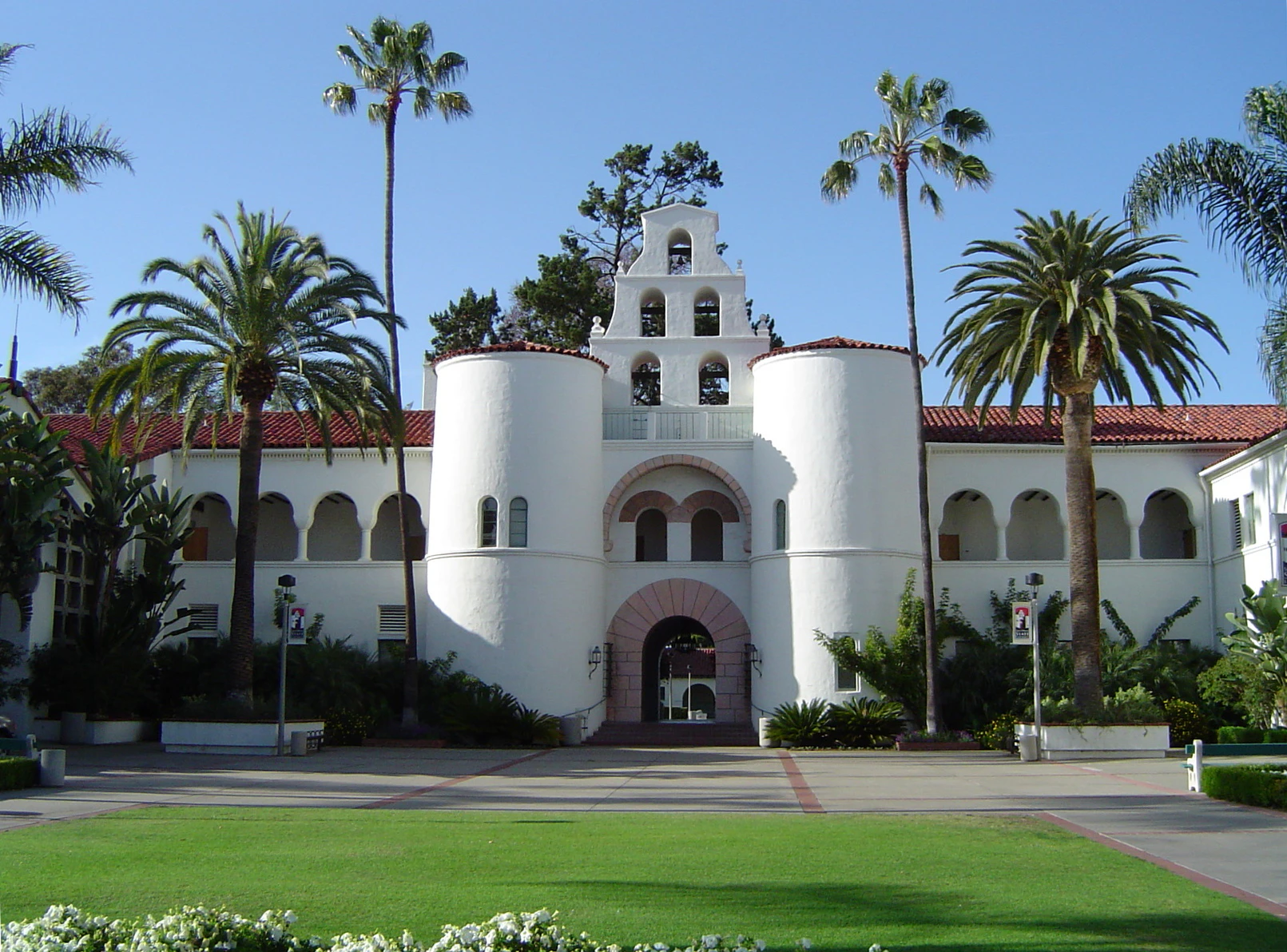 867 SAT: Popular Western Colleges You Can Get Into