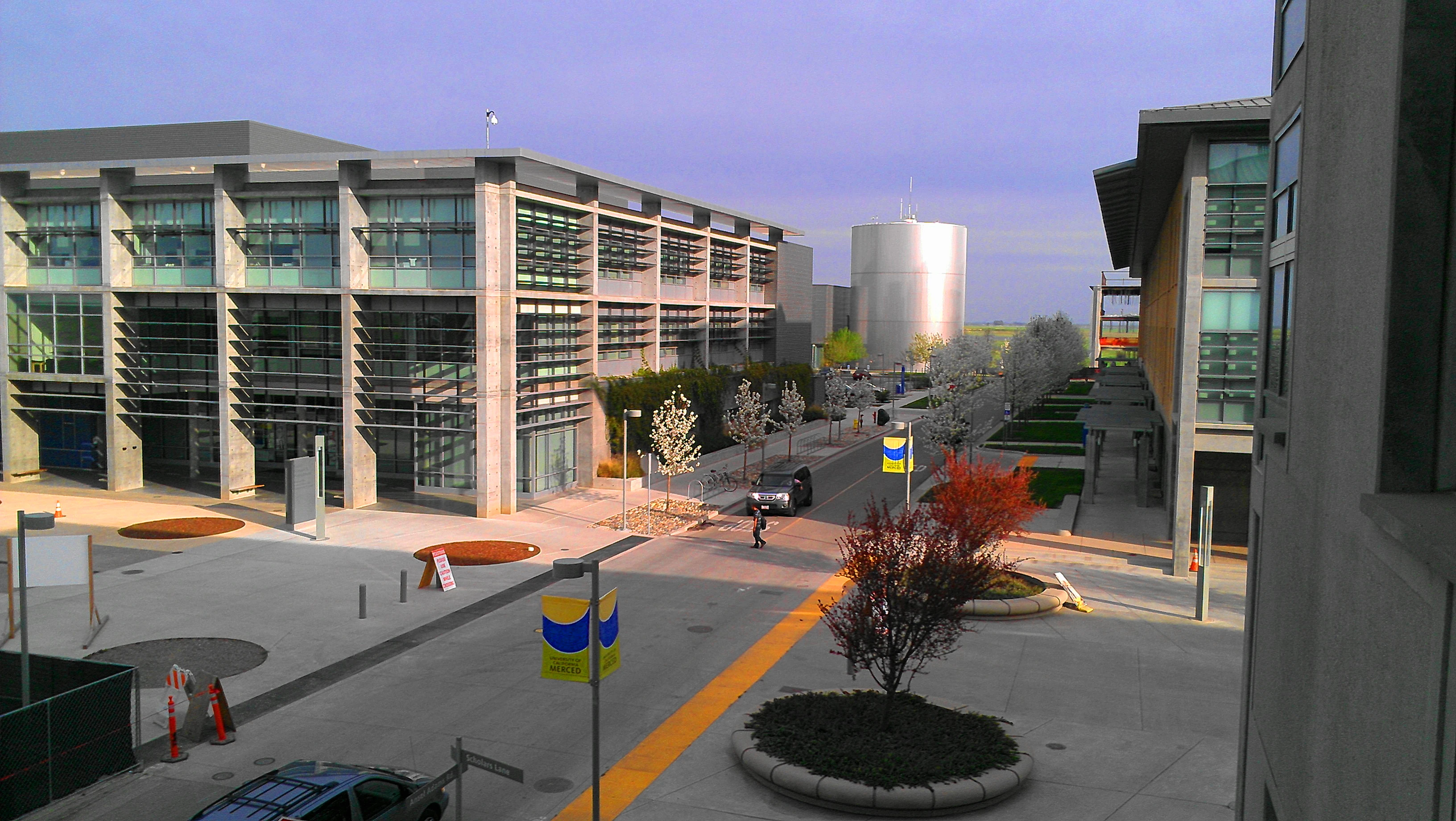 Where is University of California Merced located?